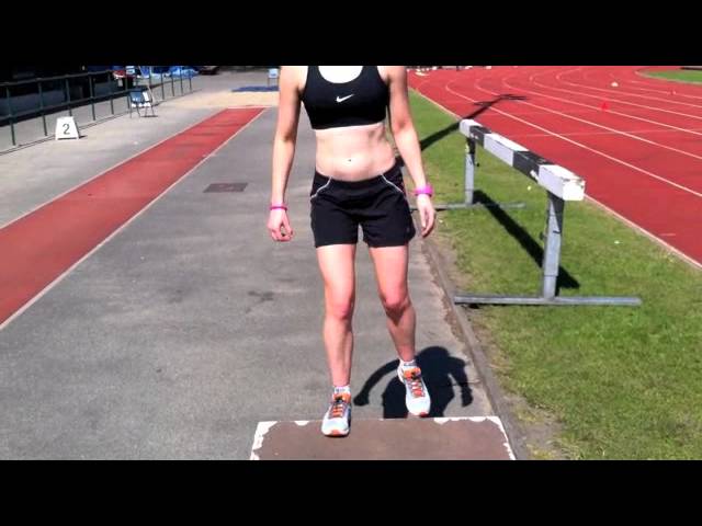 Knee Alignment Exercise: Jump & Land | Kinetic Revolution - Run Strong ...