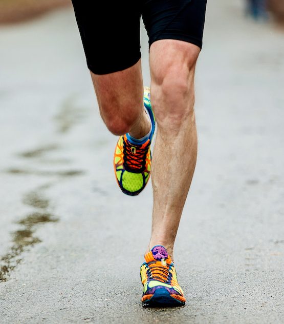 Running Technique: Stride Width, Shin Splints & ITB Syndrome | Kinetic ...